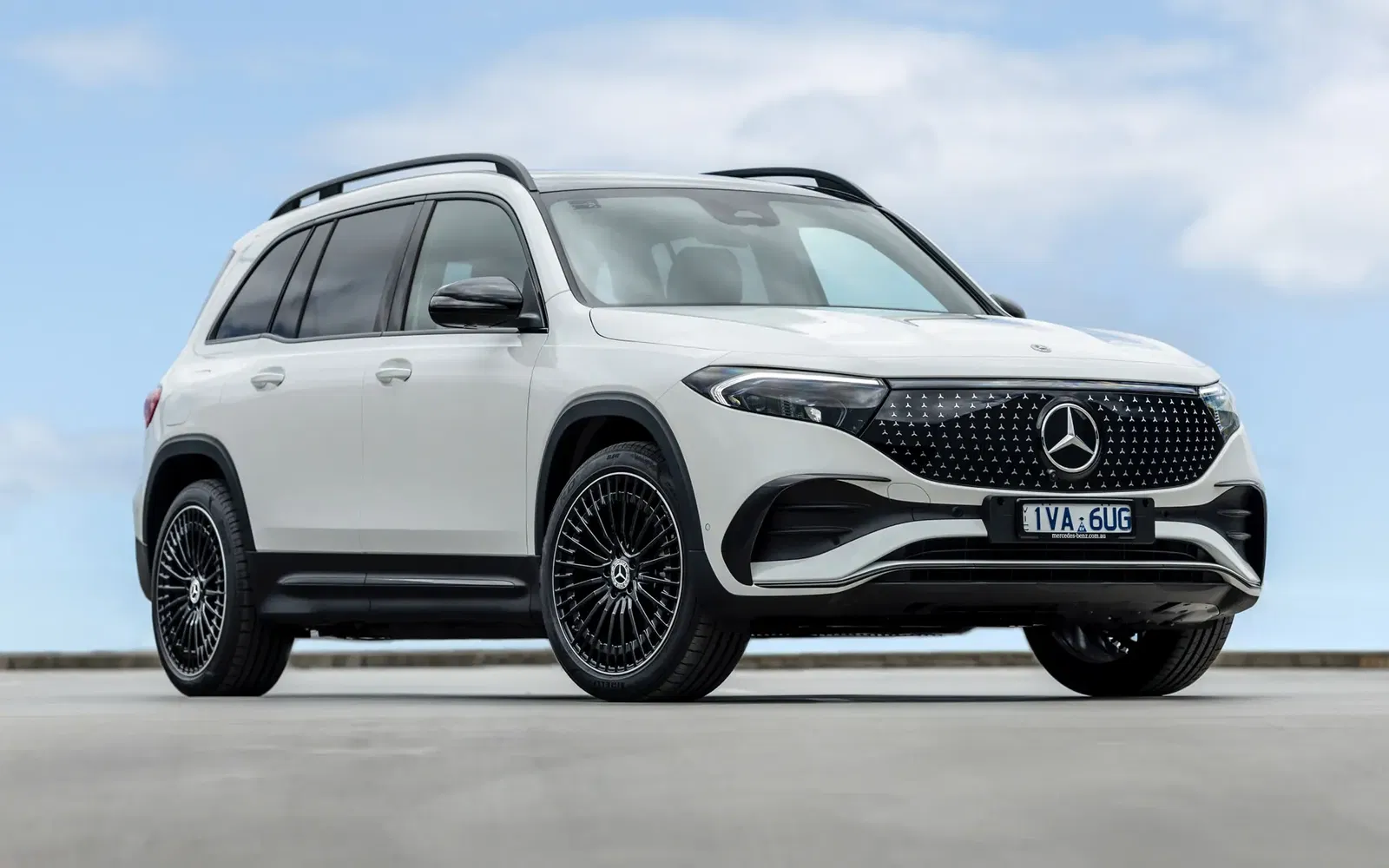 Mercedes-Benz EQA and EQB Night Editions Announced - CarSauce